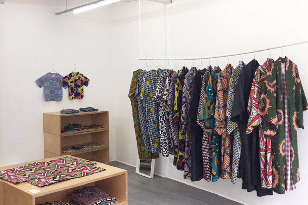 Minimal Boutique Space in Haut Marais | Storefront