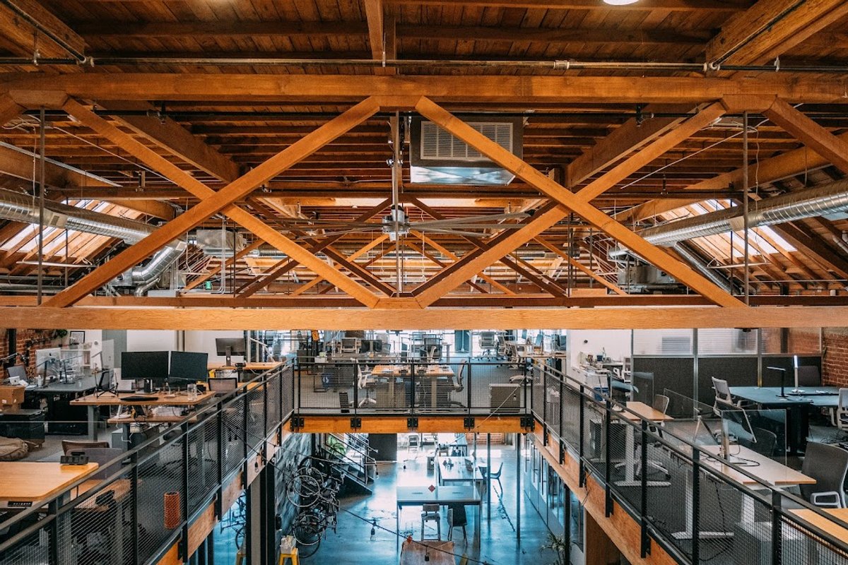 Light-filled Industrial Chic Warehouse in Temescal | Storefront