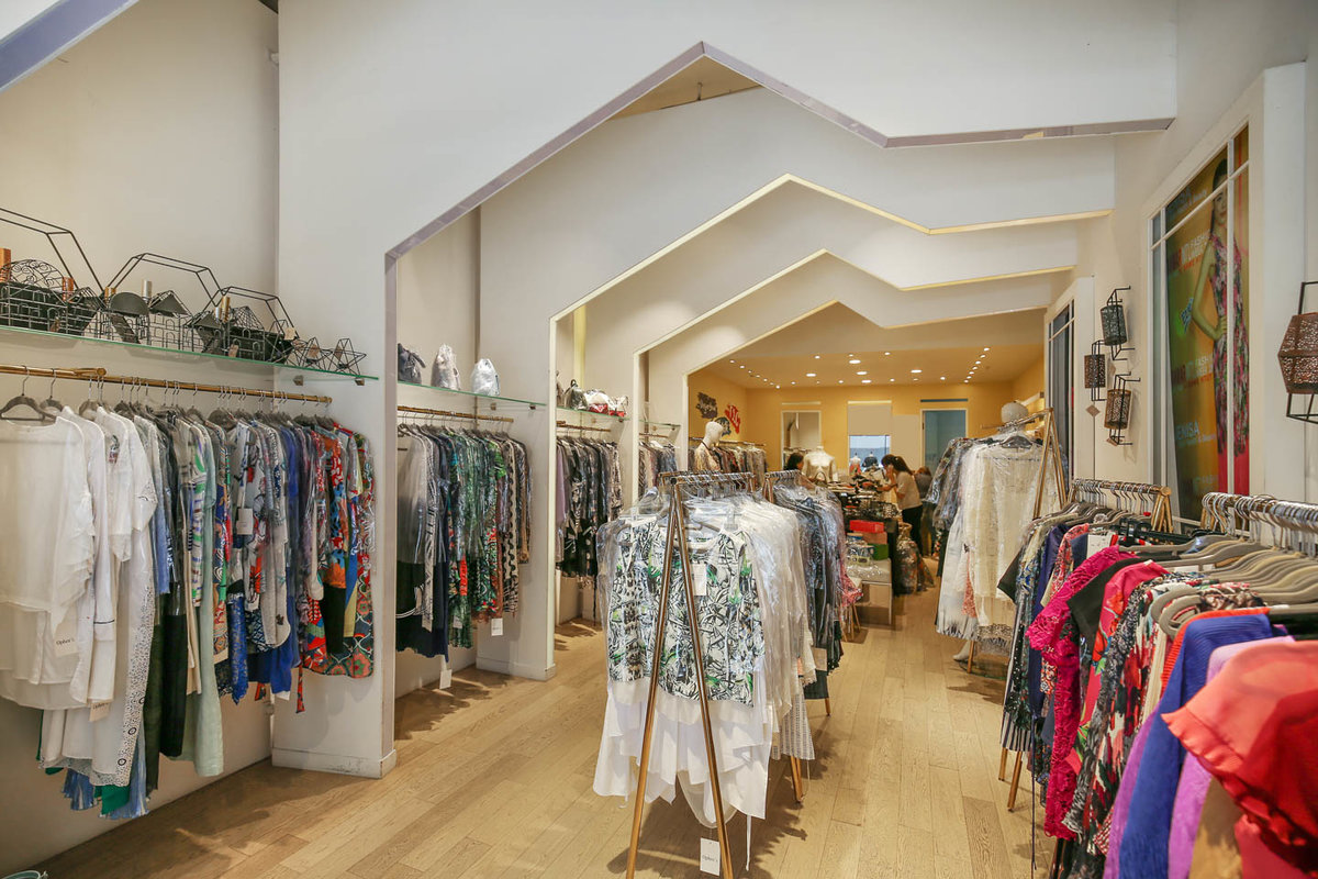 Sophisticated Central Pop-Up Shop | Storefront